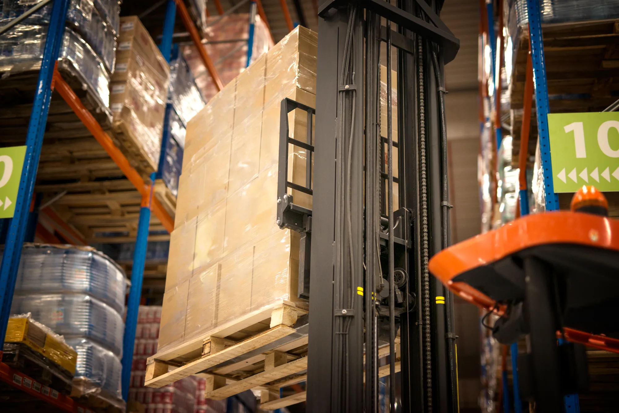 Warehouse Logistics | Invenco